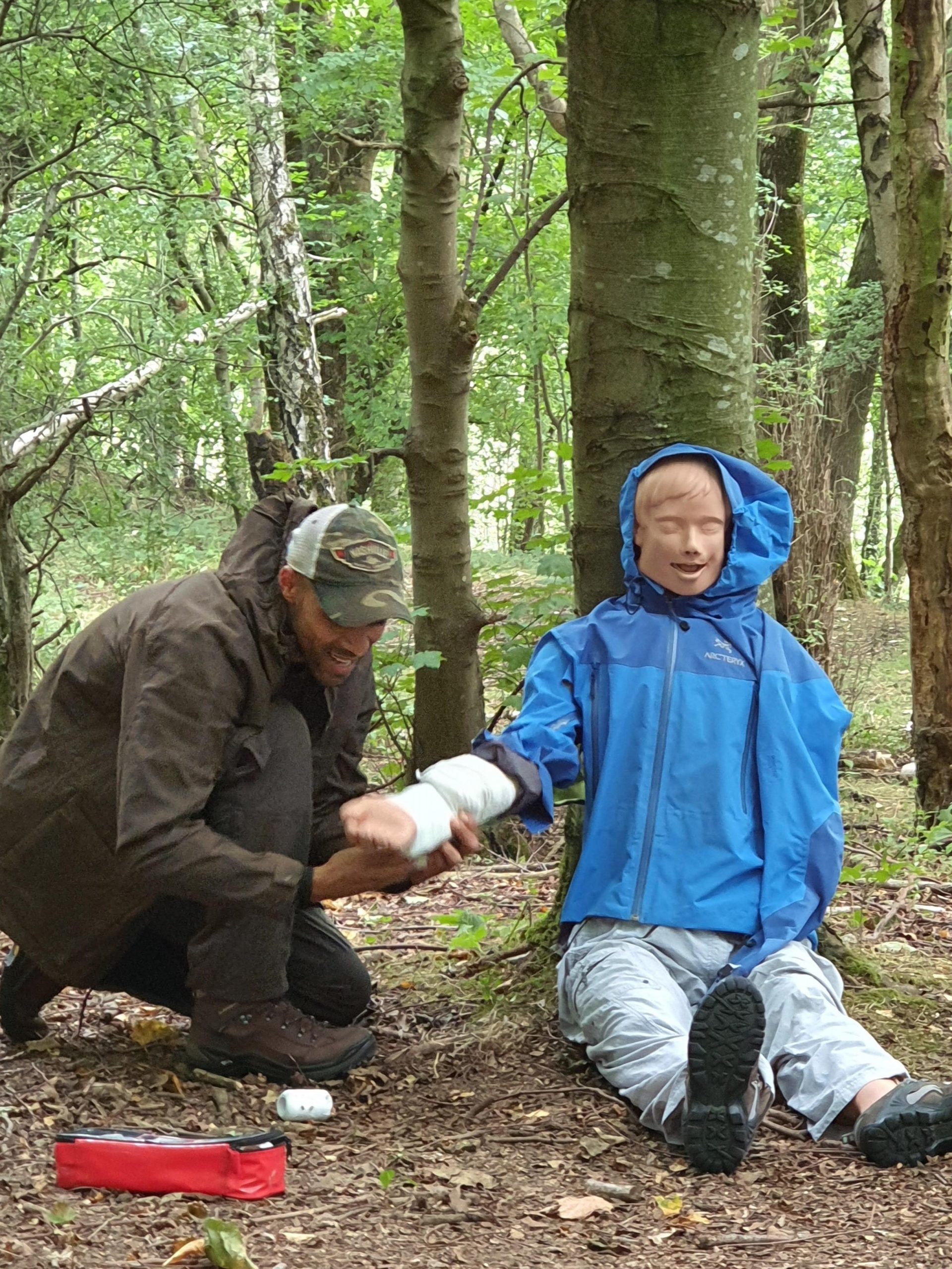 Outdoor First Aid Blended Learning - High Peak First Aid
